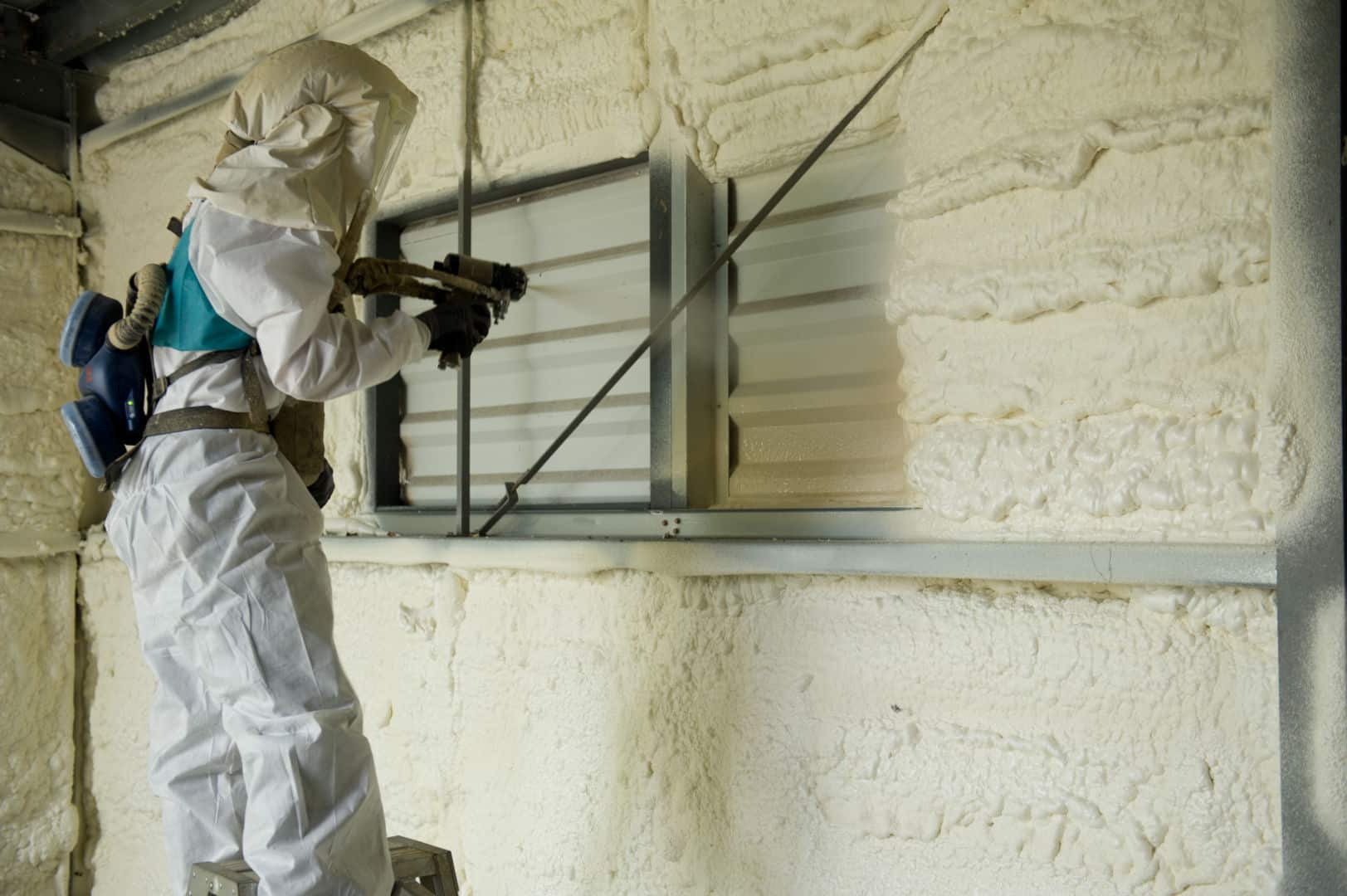 projection-polyuréthane-Isola-sud-ouest - Isola Sud Ouest